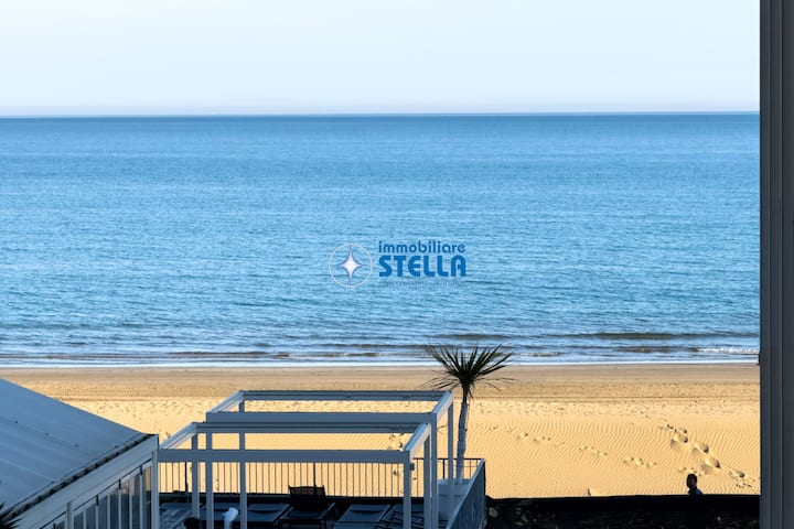 * Stunning Sea View * Beach + Parking - Lido di Jesolo