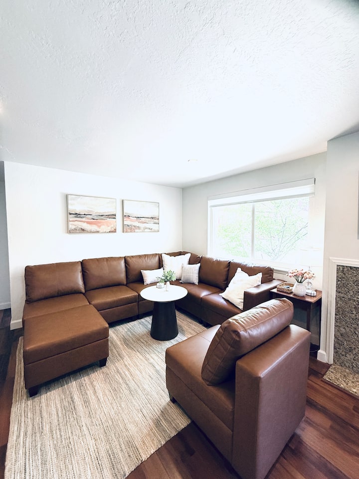 Coastside Cottage - Pacifica, CA