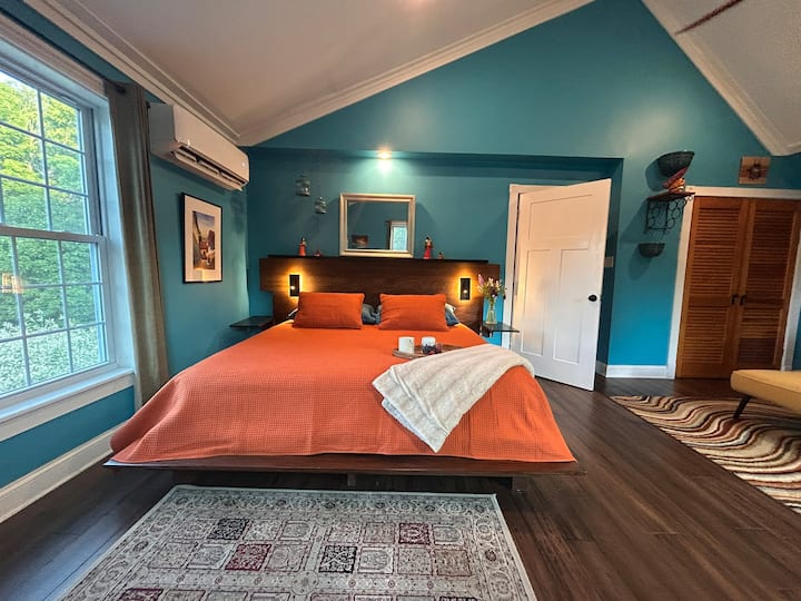 Maine Coast Mountain Retreat. - Camden, ME