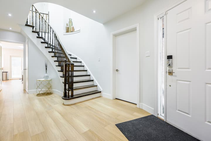 Lux Home Renovated In Thornhill - Vaughan