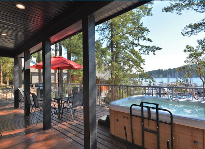 Seabreeze Sanctuary - Sunshine Coast Regional District, BC, Canada