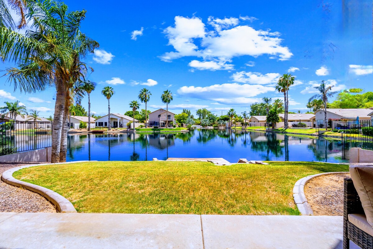Lux Modern Lakeview Oasis ~ Ocotillo près d'INTEL - Maisons à louer à ...
