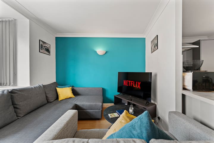 Centrally Located, Contractor Friendly Plaza Suite - Leeds