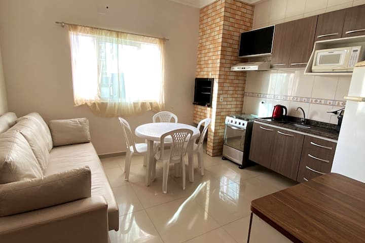 Guaratuba Praia Central | Apto 2 Quartos Próx. Mar - Guaratuba