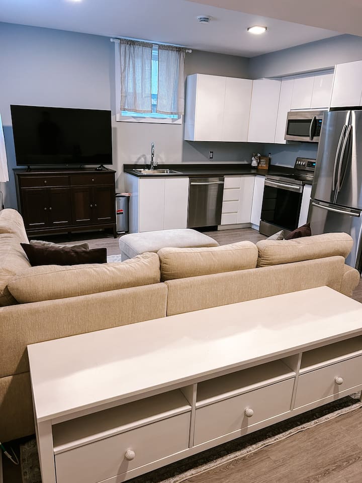 Modern, Bright 1br Near Downtown - Ottawa