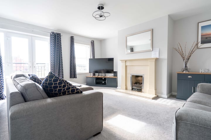 Dog Friendly | 5min To Beach |Portrush | Sleeps 10 - Coleraine