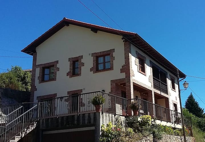 Apartamento Rural En Canales De Cabrales - Cabrales