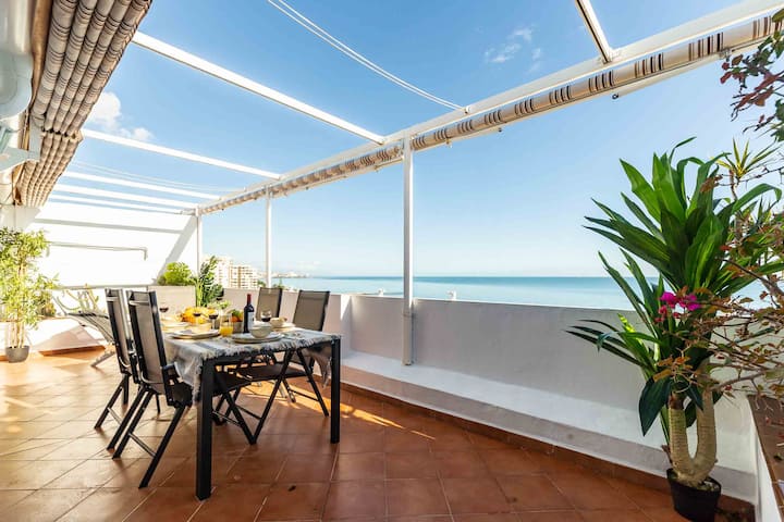 ÁTico Sea View Fuengirola/free Parking - Benalmádena