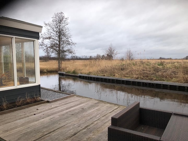 Chalet Aan Het Water  Giethoorn - Giethoorn