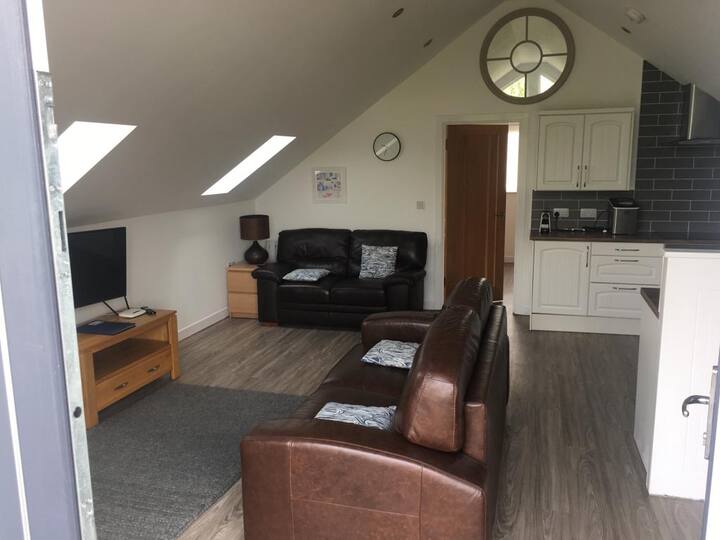 Tresweden Loft. (1 Bed, Sleeps 2-4) - Padstow