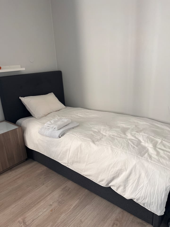 Ocean View Single Bedroom - 레이캬비크