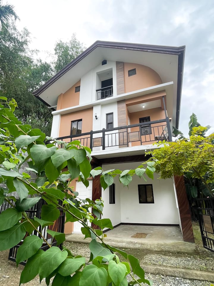 Bougainvillea Studio - Malolos
