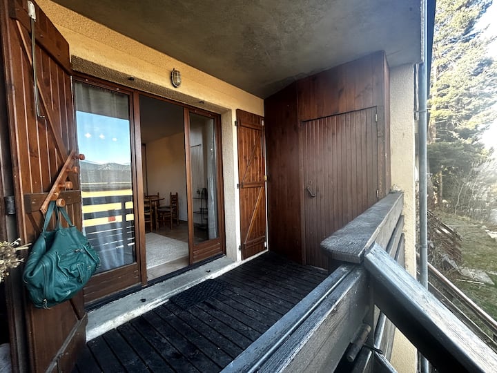 Charmant Studio Avec Terrasse Au Sud - Formiguères