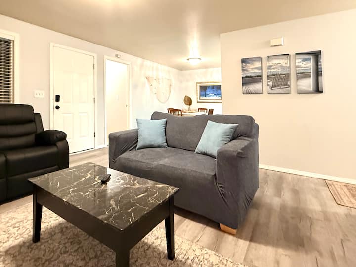 Seaside Escape Downtown Meridian - キシミー, ID
