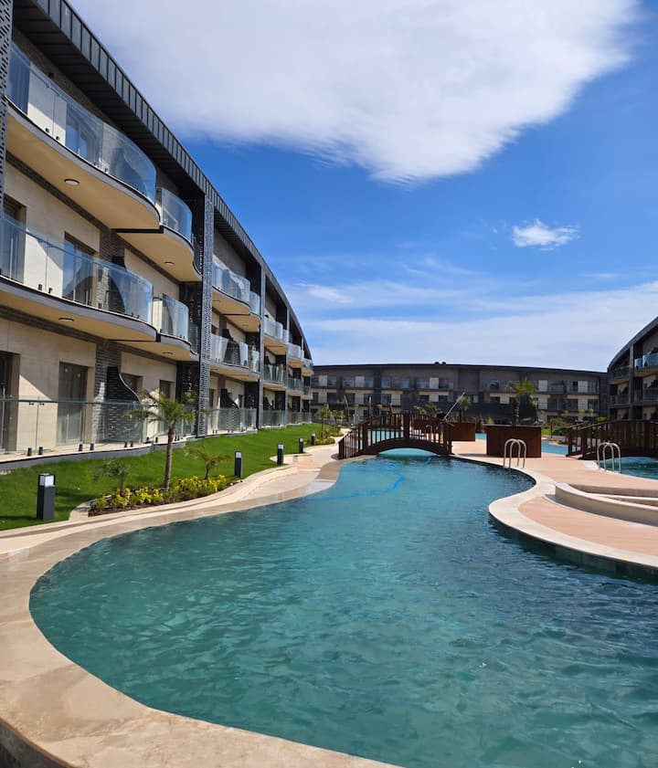 Lara Breeze Kundu Kanyon Deluxe Suite Garden 1+1 - Lara Beach
