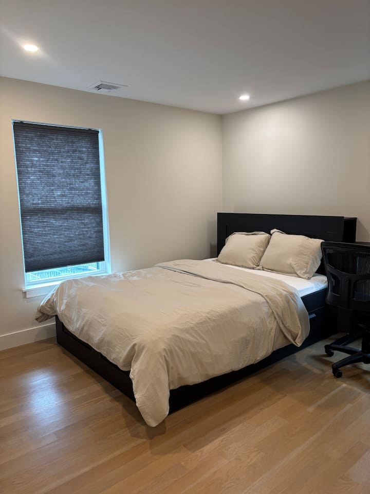 Modern Bedroom W/dedicated Bath - Hull, MA