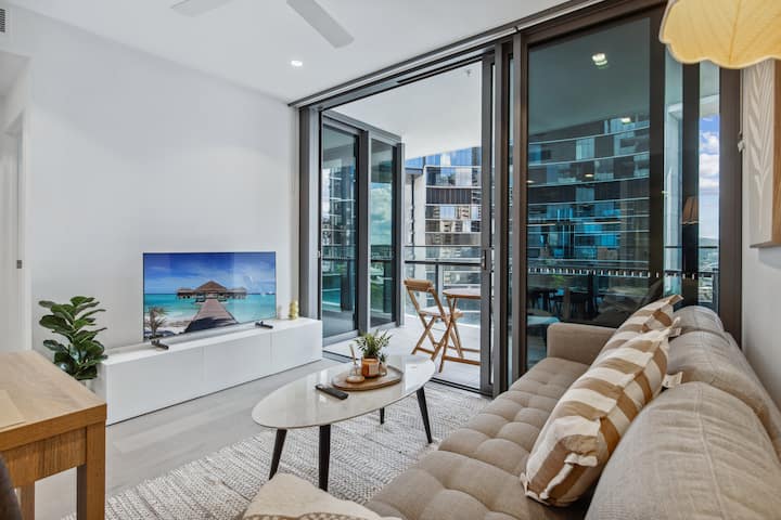 Stay In Queen’s Wharf Apartment - Brisbane