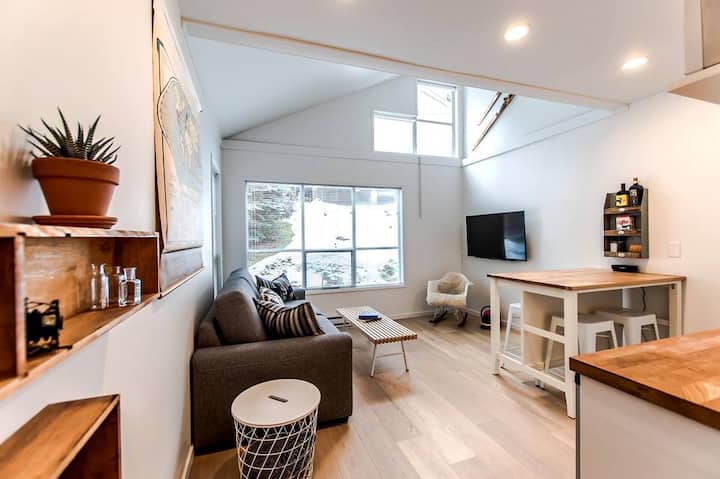 The Mini Chalet - ウィスラー