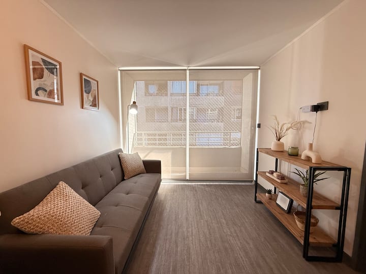 Cowork+wifi •Barrio Italia •Metro Santa Isabel - Chile