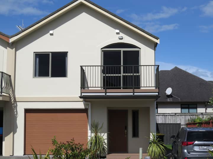 Papamoa Escape, Beach Nearby - Papamoa
