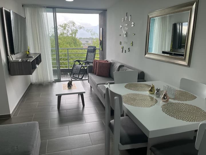 Apartamento Moderno Y  Acogedor! - Armenia, Colombia