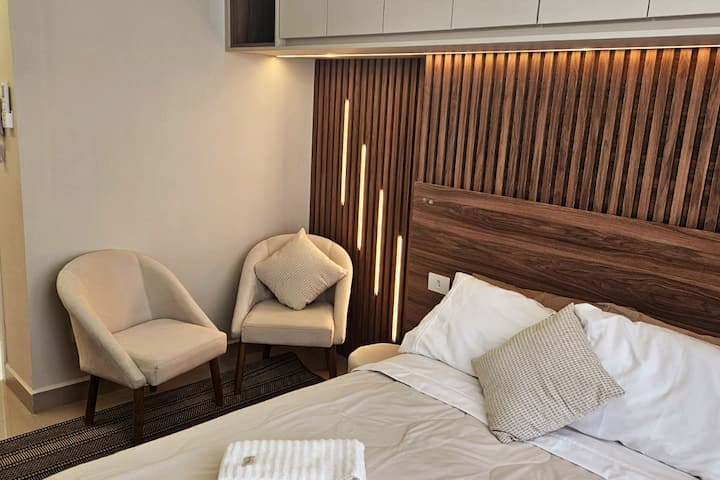 Estúdio No Centro C/ Academia E Rooftop - Curitiba