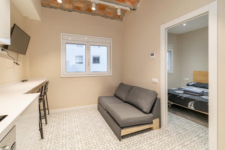 Piso De 3 Habitaciones Y 1 Baño - L'Hospitalet de Llobregat