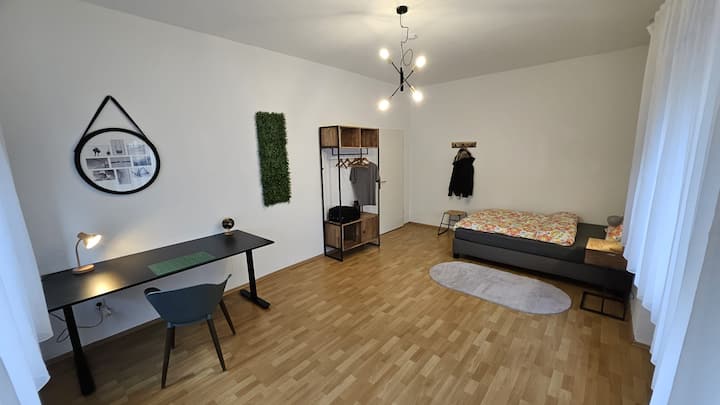 3 Zimmer Küche Bad Am Messplatz - Pforzheim