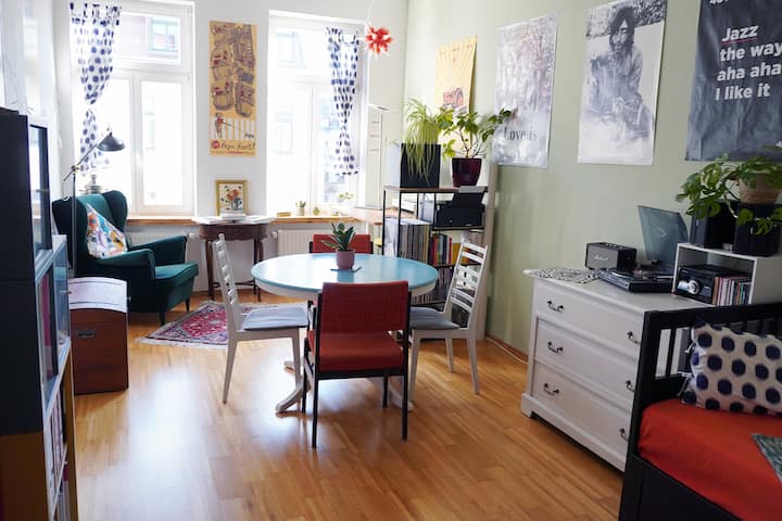 Farbenfrohes Zimmer In Reudnitz - Leipzig