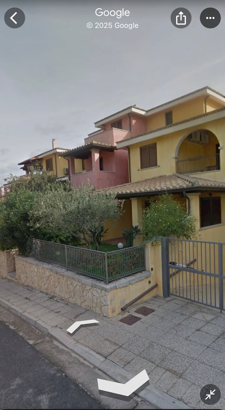Camera Con Piccolo
Loggiato - Villasimius