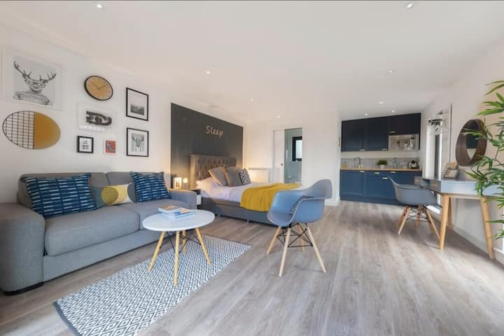 Luxury Self Catering Pod - Drymen