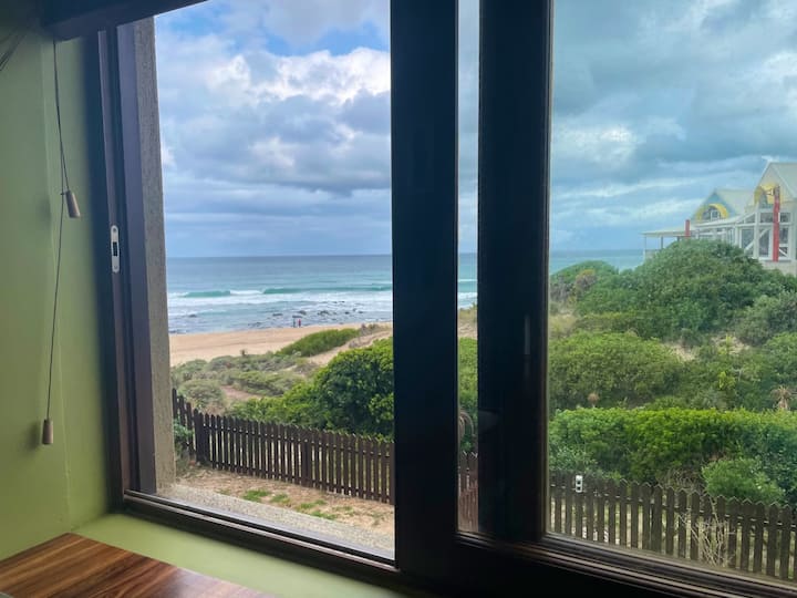 Boneyards Studio - Jeffreys Bay