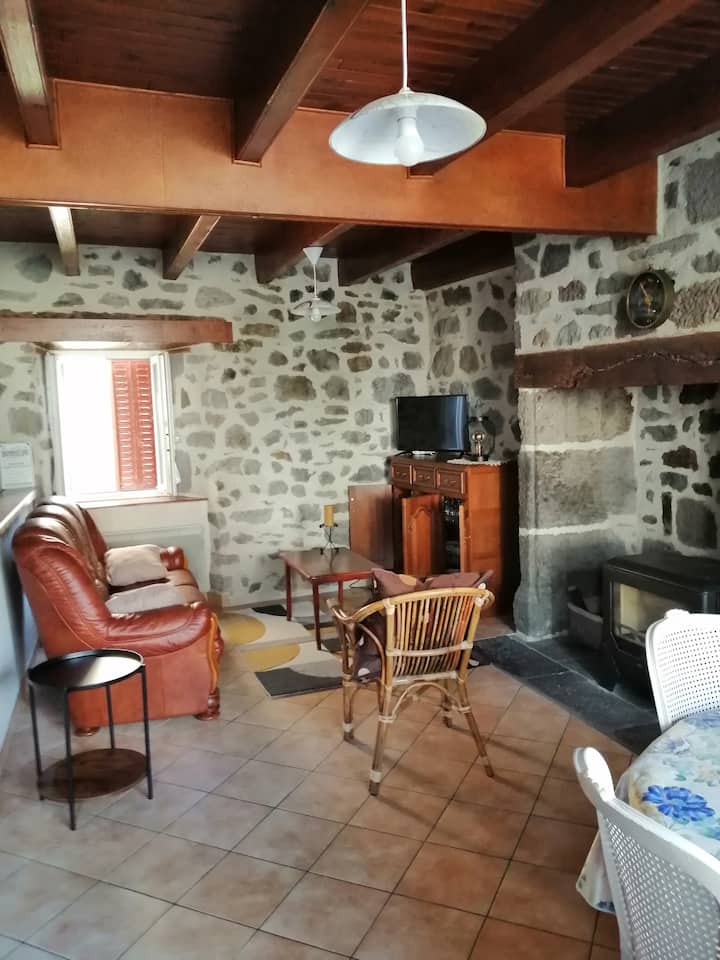 Maison : Anglards De Salers - Salers