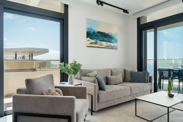 Exclusive View At Sunset Cliffs - Benidorm