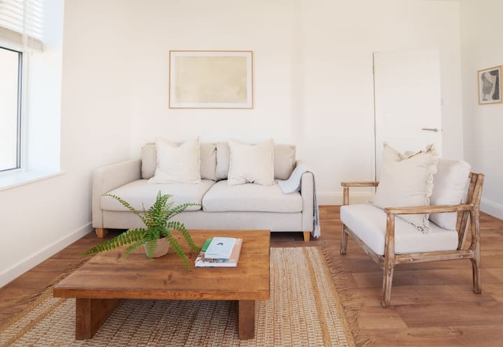 Vesto | One Bedroom Apartment Coastal Hideout - Newquay