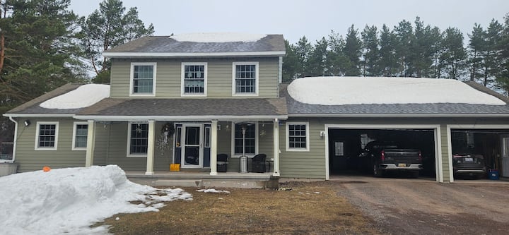 Portage Pool House Retreat - Houghton, MI
