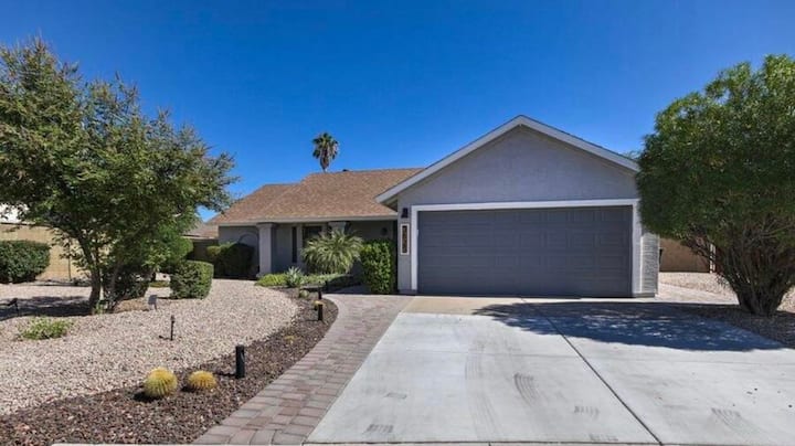 Poker, Workspace, And Bbq - Chandler, AZ