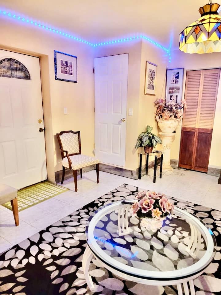 Relaxing 2br +1bathroom Near Ewr &Nyc|free Parking - Newark, NJ