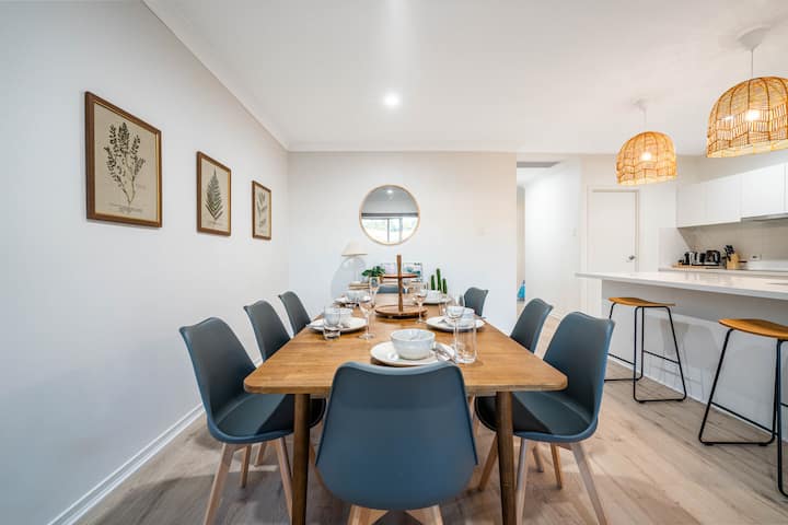 Little Hampton Retreat - Family Fun House W Pool - Ipswich