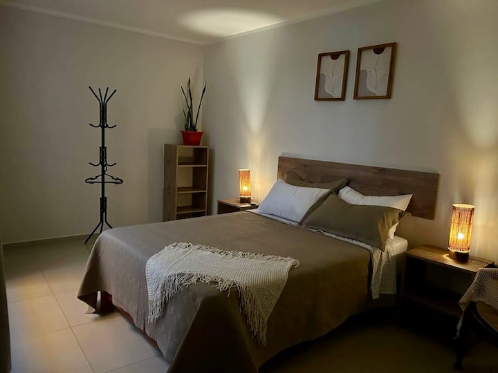 Departamento Amplio, Acogedor Y Céntrico - Tacna