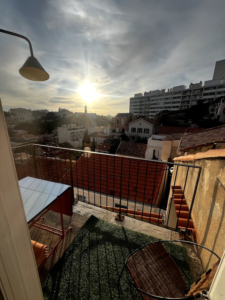 Maison De Pêcheur En Bord De Mer - Marseille