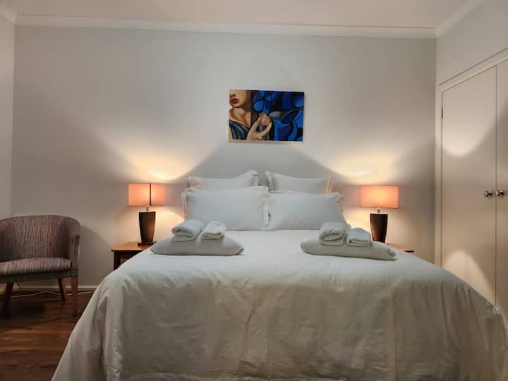 Peaceful & Private Place To Stay - Cranbourne