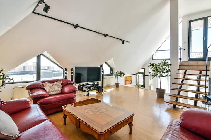 Skyline Grand Penthous Free Parking - Varna