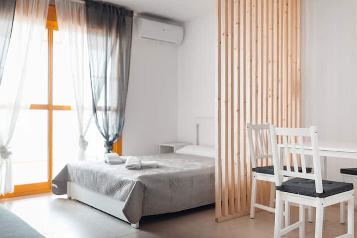 Ambar Beach 217b2 - Calp