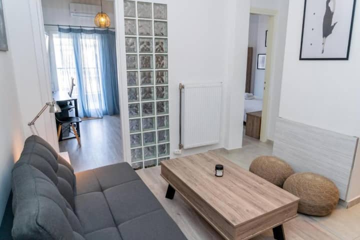 Kosmos Service Apt Near Saint Dimitrious Church - Thessaloniki