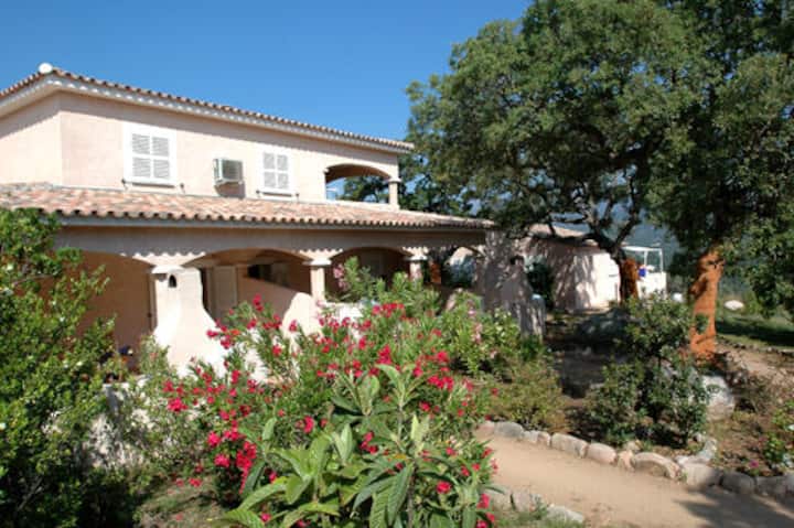 Appartement Pour 5 Personnes - Sainte-Lucie de Porto-Vecchio