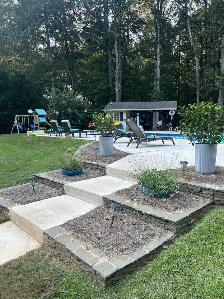 Walker Resort - Lake Peachtree, GA