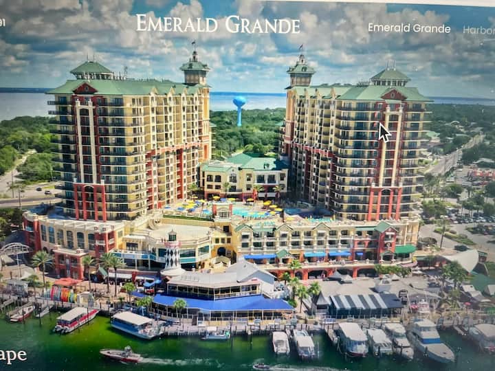 Emerald Grande In Destin Florida - Destin, FL