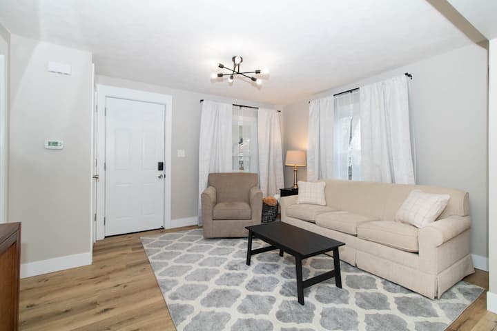 East St Home Close To Dtown And Universities - Bloomington