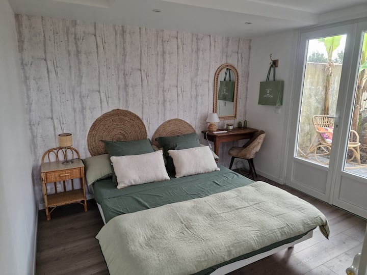 Chambre D'hôtes La Beunaise 
(Petit Déj En Option) - Rochefort